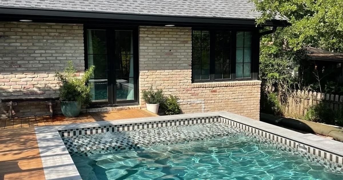 7 On-Trend Pool Tile Ideas | Fireclay Tile